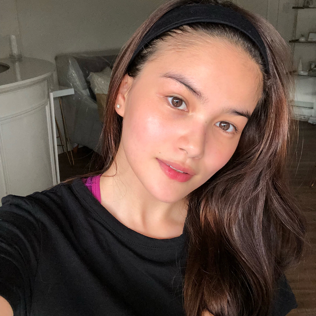 Abigail Violet on Twitter: "no make up ? no problem 🥰 https://t.co/RbB7M1d2dU" / Twitter