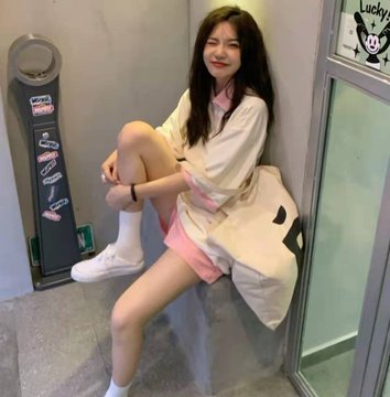 #雙北推薦 三三 158/B/44kg/ 19歲 #學妹下海兼職 #口技很好 很乖很聽話超敏感 重點是小穴非常緊實多汁 水很多 一看就很少做 非常飢渴慾望超強 🔥極品好茶認準賴：872366或 ...