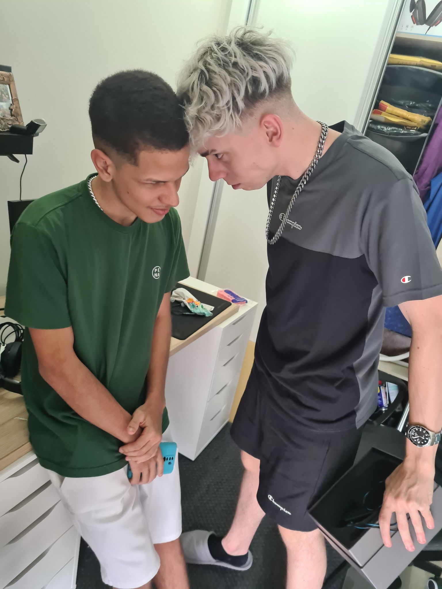 v1n1 on Twitter: "Vixi clima tenso https://t.co/qj5GuFmtP2" / Twitter