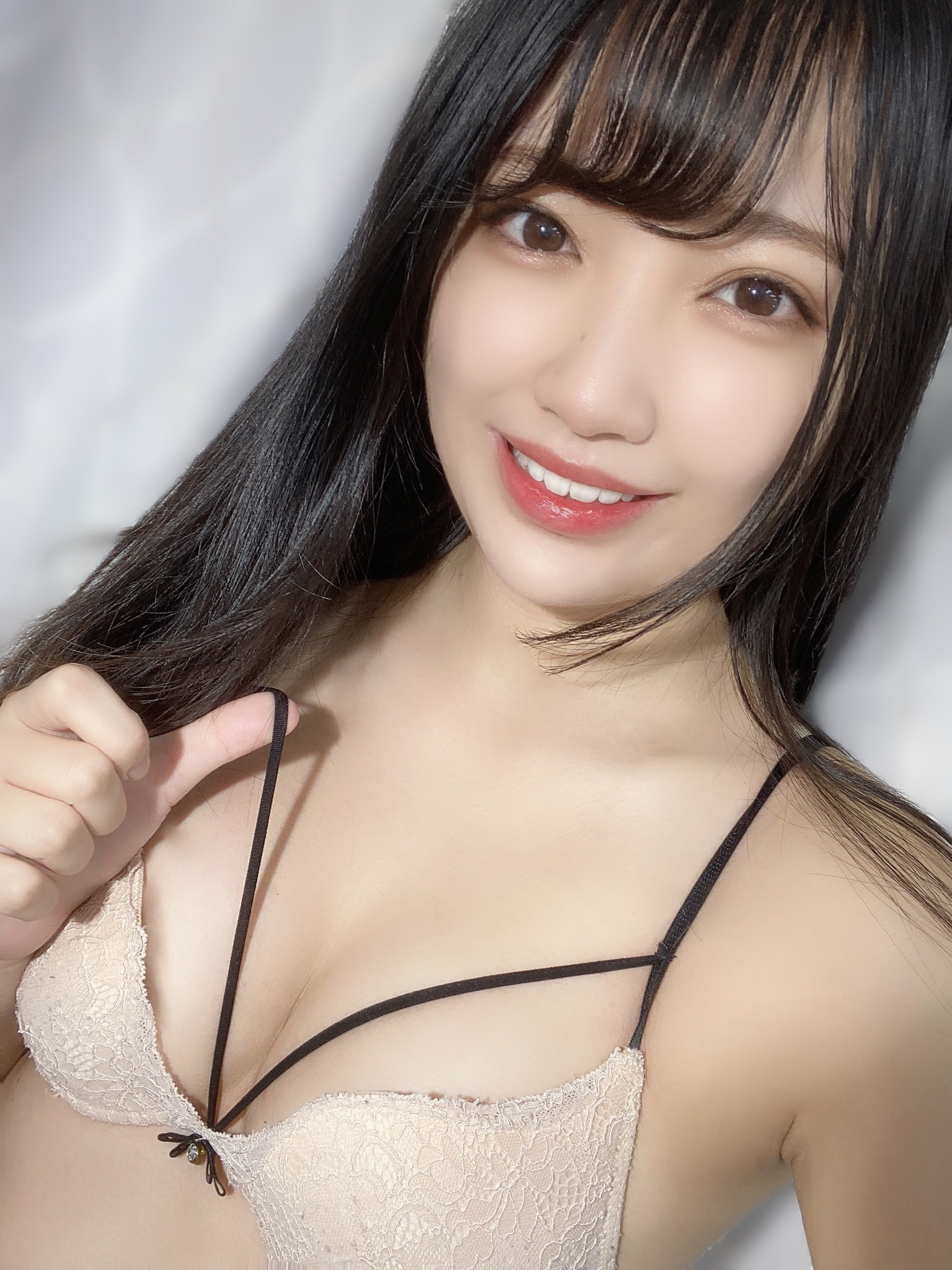 咲 菜月☪1stDVD9/28発売🫧 on Twitter: "おはなつ 今週も頑張ろ～ . #おはようグラビア #グラドル自画撮り部 #おはなつ #水着女子 https://t.co ...