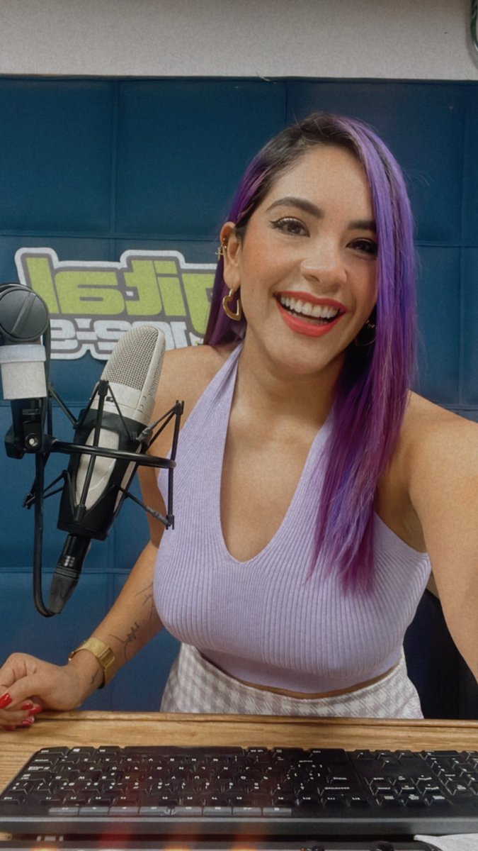 Sexys Mx On Twitter Que Tal Está Hermosura De La Radio