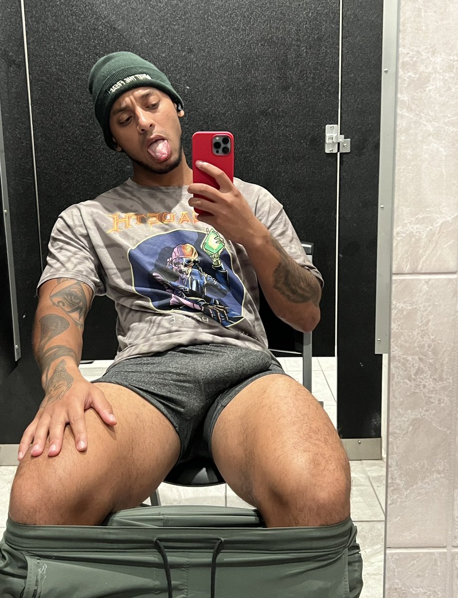 Hot Dudes Good Mood 🇺🇦 on Twitter: "RT @mistertrilll: Just got done with the gym"