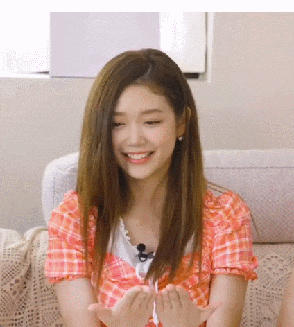 인스티즈(instiz) on Twitter: "인소 여주 이름 같다는 걸그룹 멤버 이름...jpg (링크에 더있어요👉) https://instiz.net/pt/7228143"