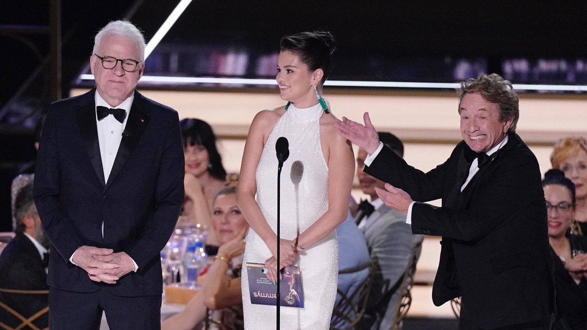 So delighted to have such amazing presenters grace the #Emmys stage!😁🙌 ...