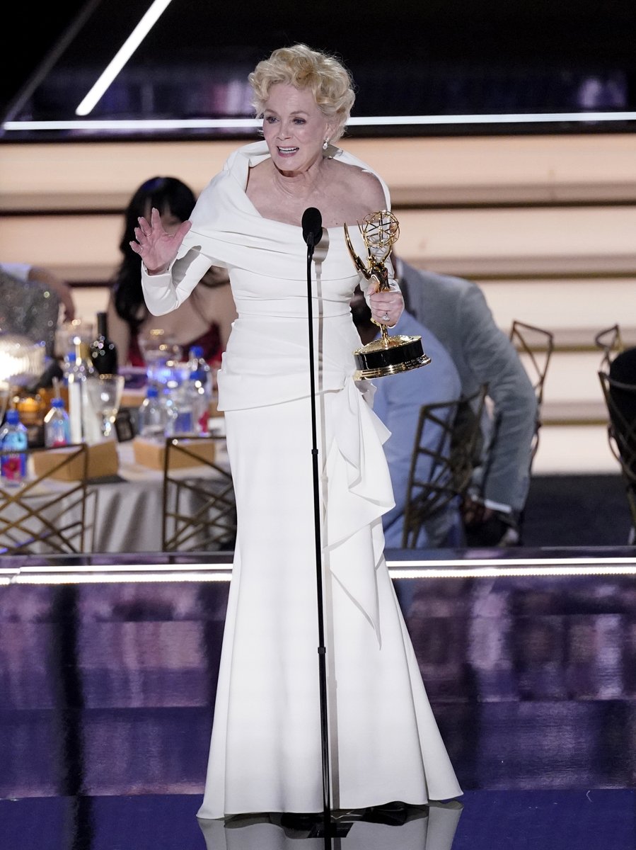 Jean Smart shines on stage after winning the #Emmy for Outstanding Lead ...