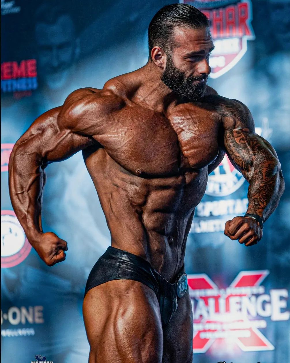 Muscle Archive on Twitter: "Alexandru Roberto IG : rroberto.alexandru https://t.co/LtmoPeuGa1 ...