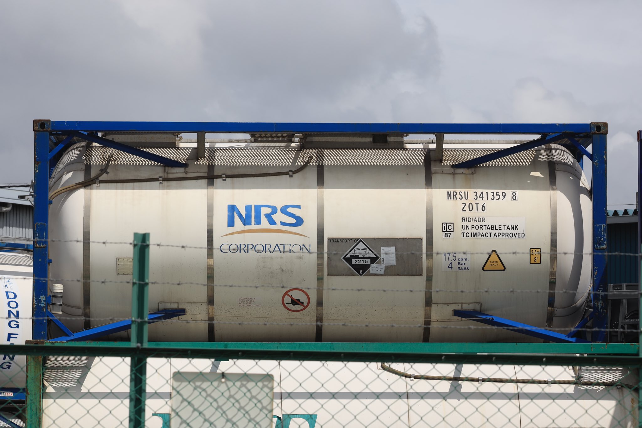 ぞ. on Twitter: "20K2 EURU 191806 9 eurotainer 22K2 RFCU 822611 3 raffles ジメチルスルホキシド 22T6 JOTU ...