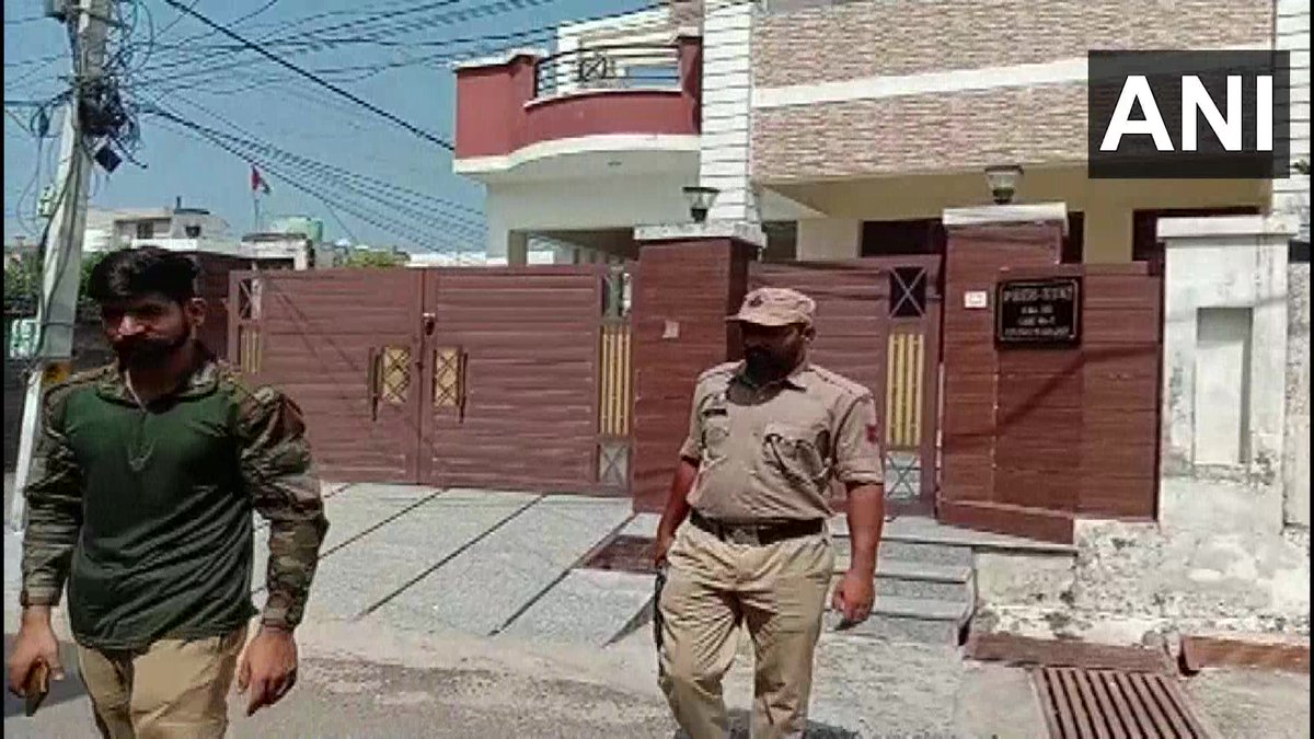 maxternmedia.com on Twitter: "Jammu, J&K | CBI raids ongoing at the Bohri area of Jammu in ...