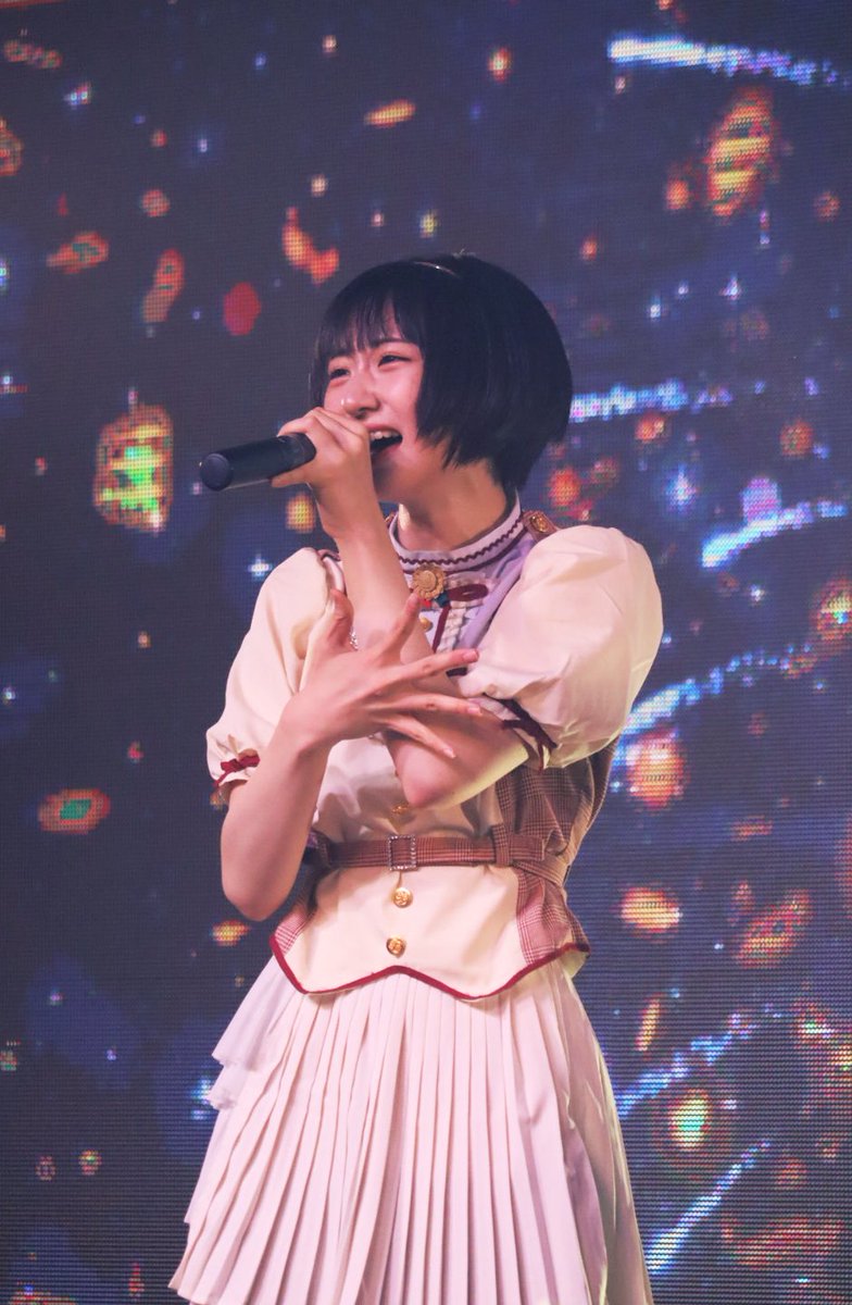 しぶちょ〜@君は、もぅ高く跳べるはず！ on Twitter: "Premium 2man Live「刹那的アナスタシア × かすみ草とステラ」比賀ハルさん( ´ ꒳ ` )ﾉ"