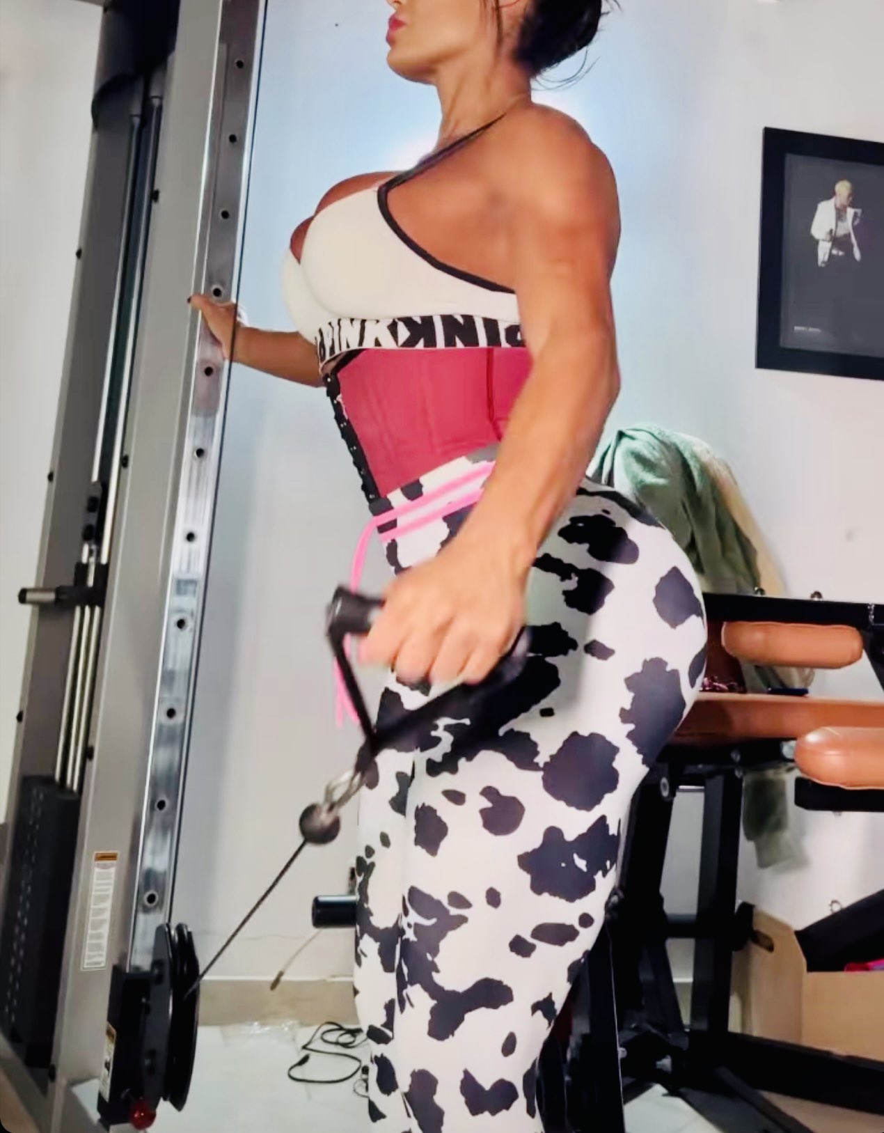 Jackye GF on Twitter: "Buenos y éxitos días !!! 😅💪 https://t.co/laya2iGKmE" / Twitter