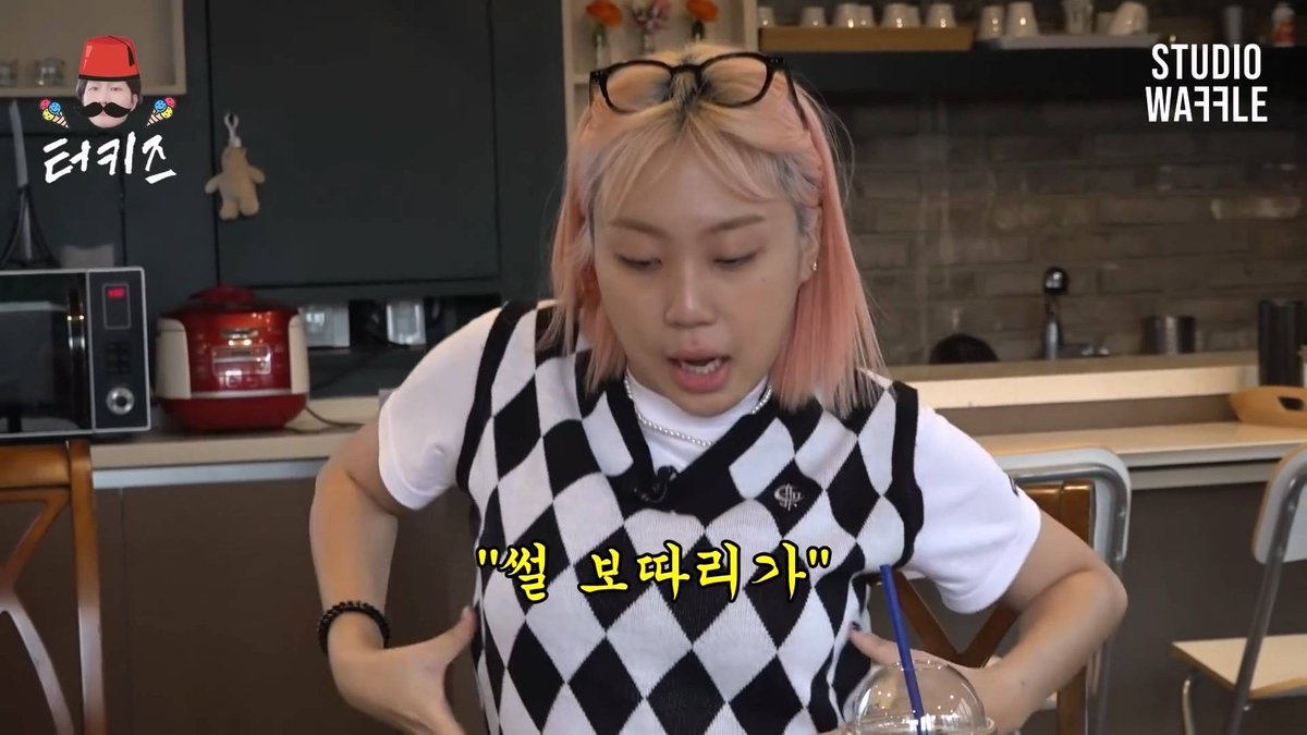 인스티즈(instiz) on Twitter: "유재석 문자도 안읽씹 하는 연예인 (링크에 더있어요👉) https://instiz.net/pt/7228417"