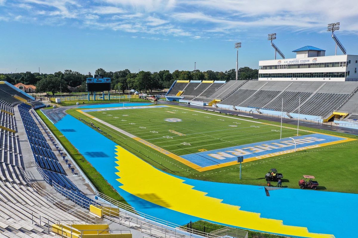 Synthetic Field Turf Installation Company & Sports Surfacing Dealers