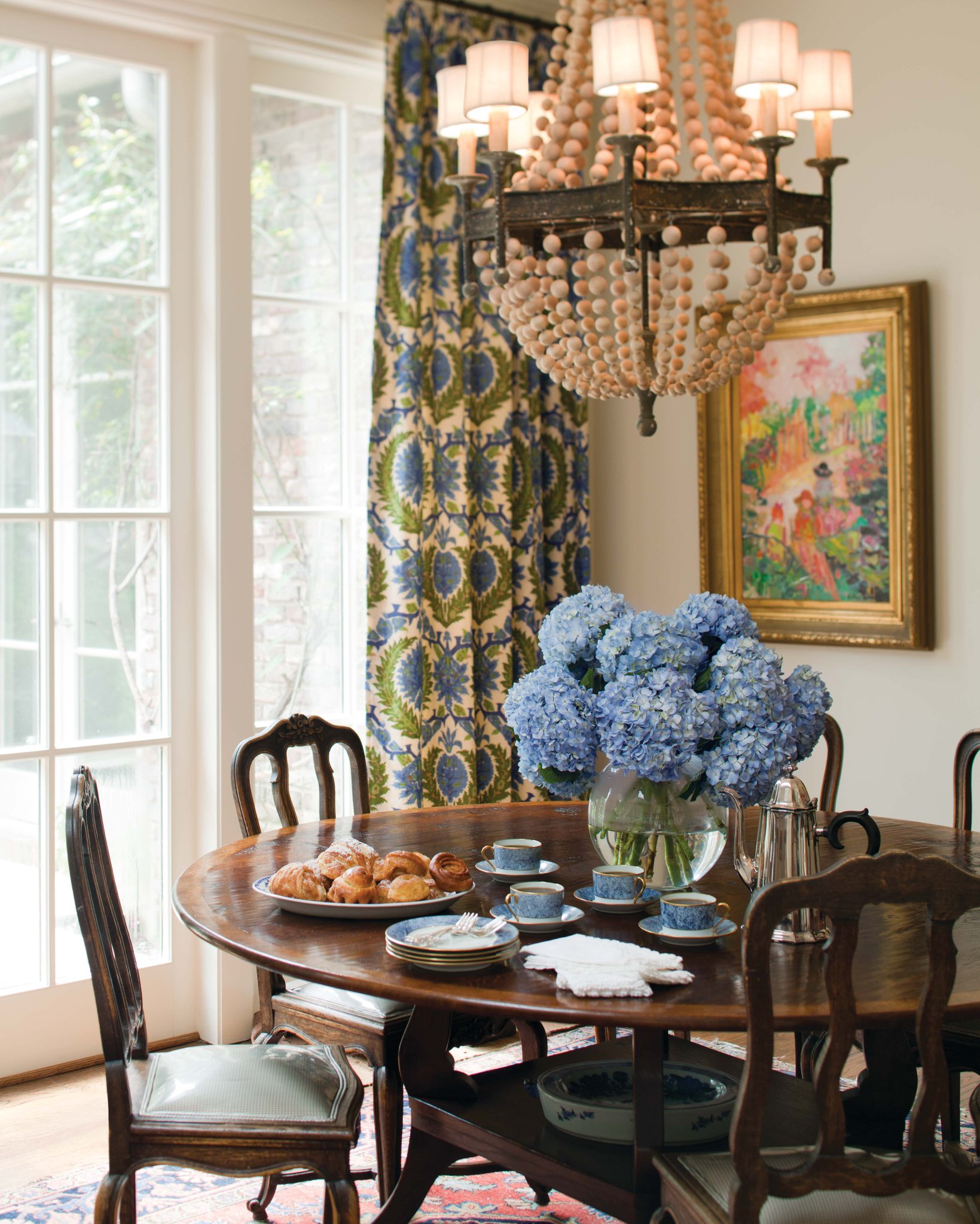 Victoria Magazine on Twitter: "While the beloved pairing of blue-and-white would never be ...