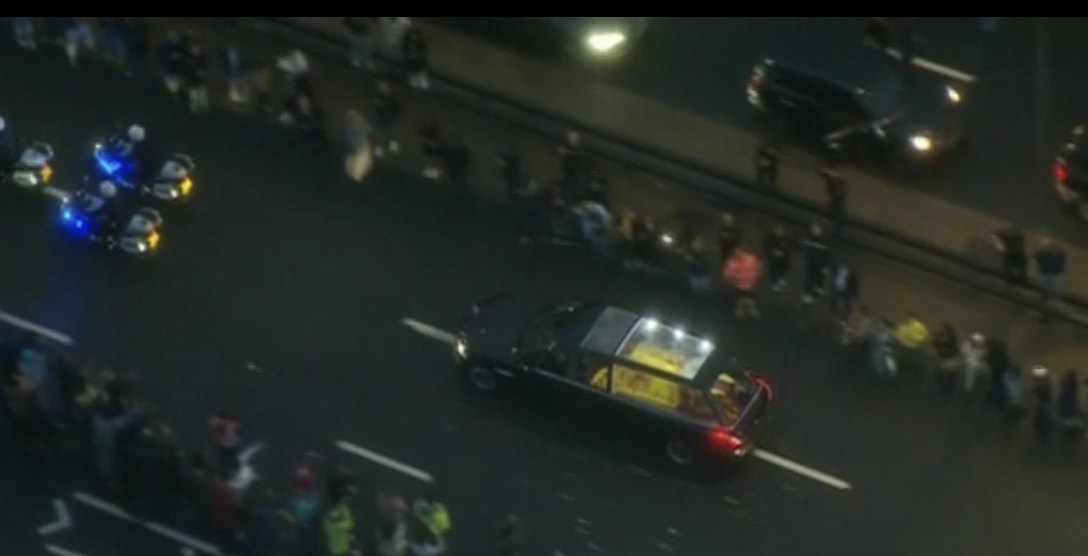 Rebecca English on Twitter: "The State Hearse that is being used at Her Majesty The Queen’s ...