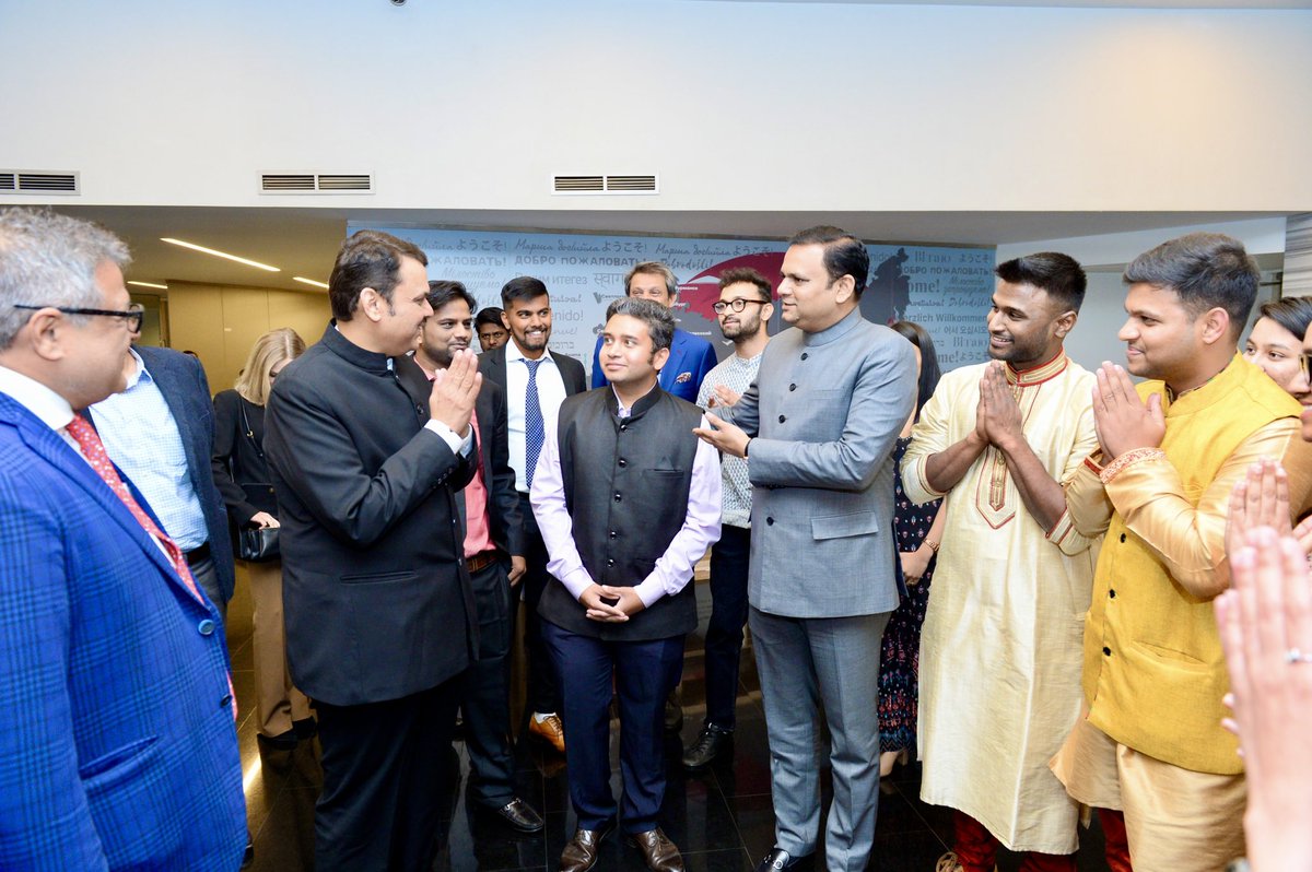 Devendra Fadnavis on Twitter: "Also attended to individuals’ questions on varied issues like ...