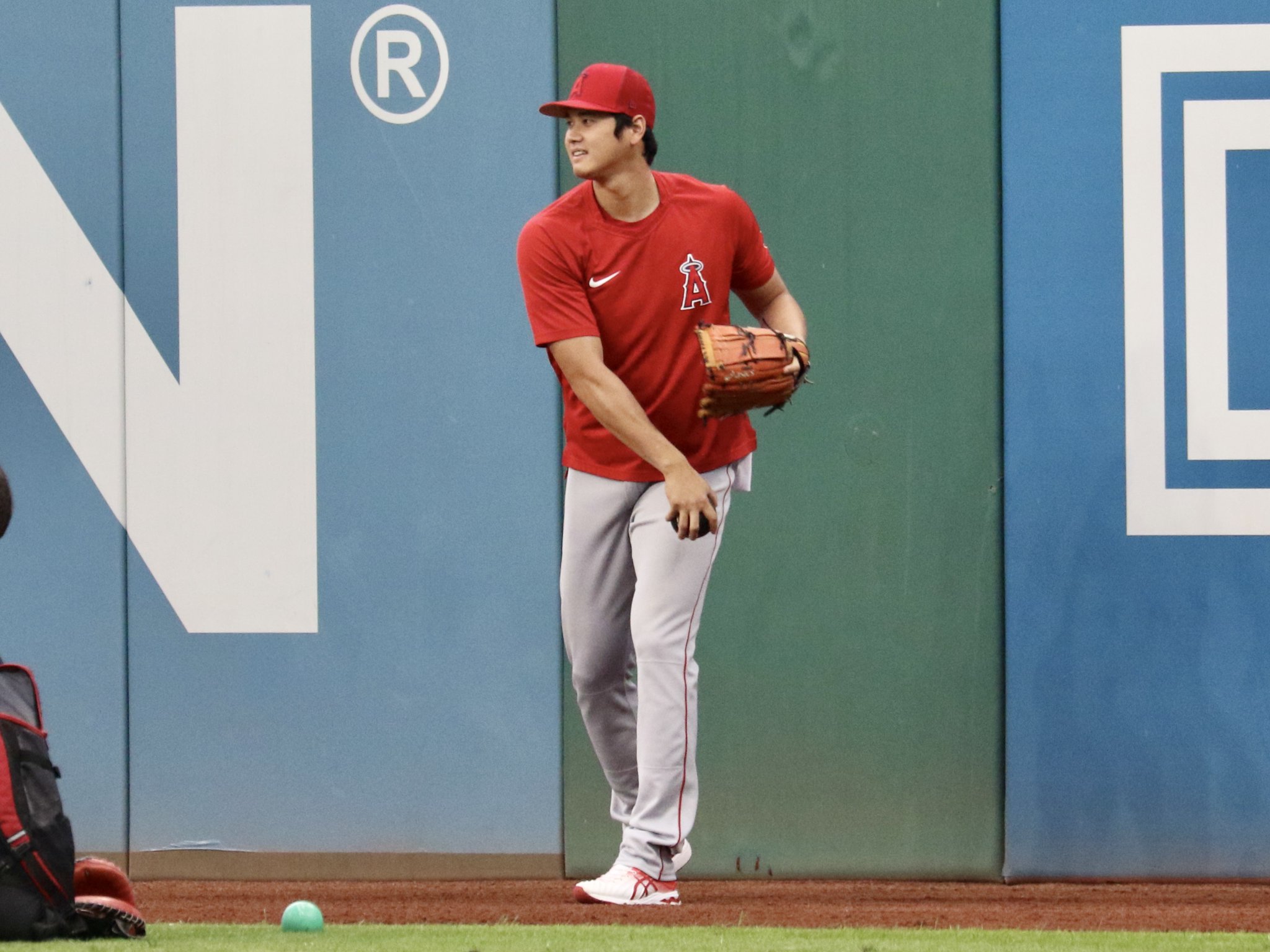 Full Count Mlb取材班 On Twitter エンゼルス・大谷翔平選手が敵地・ガーディアンズ戦前に外野フェンス沿いで壁当てを行いました⚾️ 前回登板は右手中指マメの影響で5回