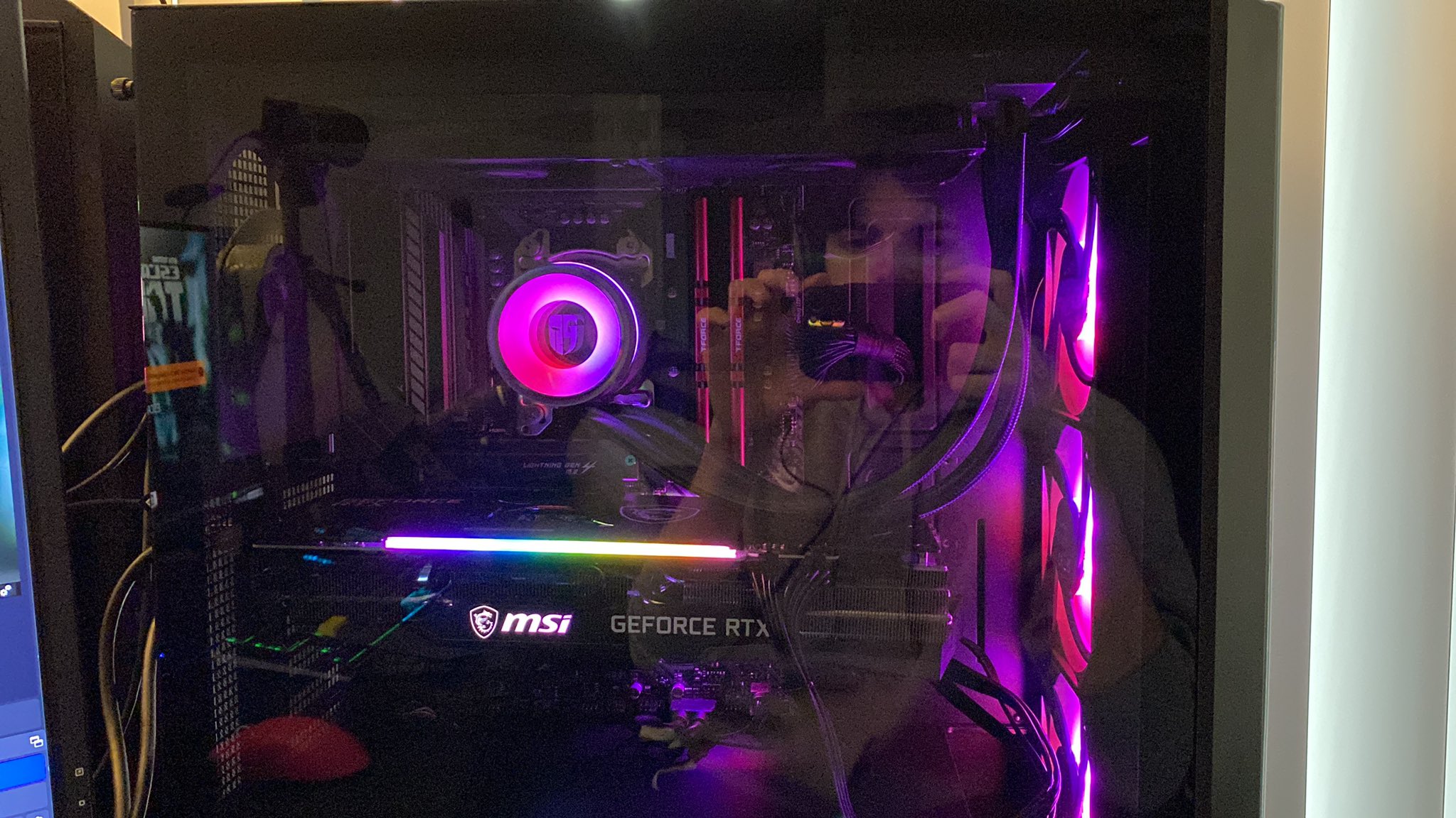 Rengawr on Twitter: "Shoutout to @StinceBuilt for sending a pc while im streaming In Canada so I ...