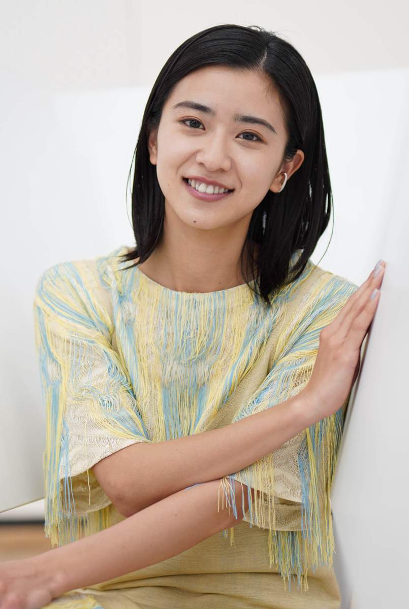 zakzak on Twitter: "NHKの〝秘蔵っ子〟黒島結菜に心配なし いまや批判の矛先は脚本家に…賛否渦巻く朝ドラ「ちむどんどん」 今月9日の「あさイチ」にゲスト出演した黒島。その ...