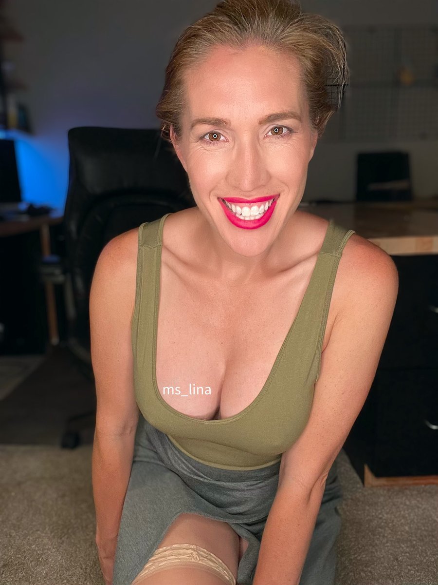 The Real Sexy Librarian on Twitter: The Real Sexy Librarian on Twitter: