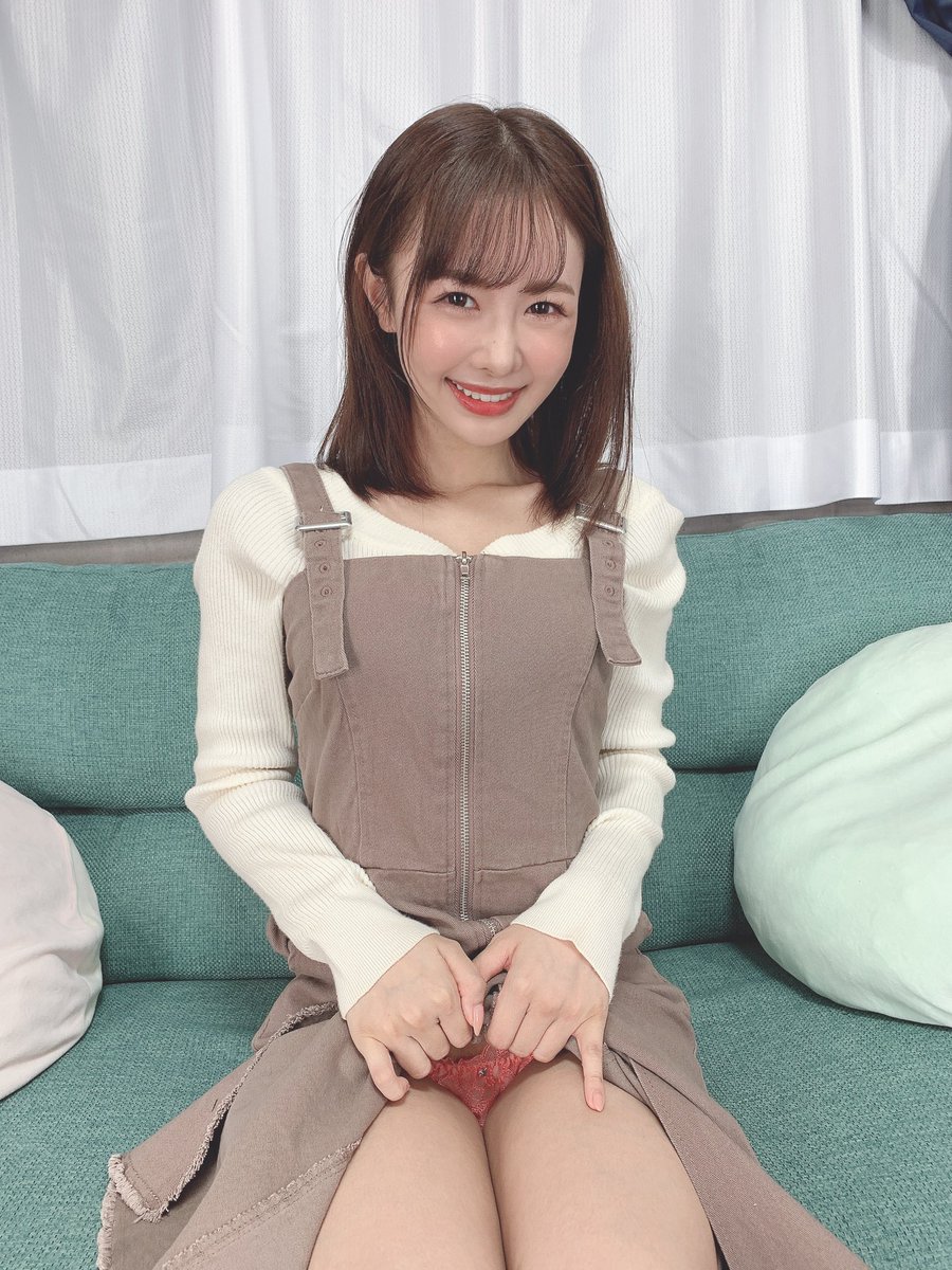 本日はラブポップ(R18)で栗山莉緒ちゃんを撮影しています📸 🔞https://t.co/J3VxYmDter 姉妹サイト【デジグラ】でも大人気だった莉緒ちゃんがラブポップ(R18)に登場です ...