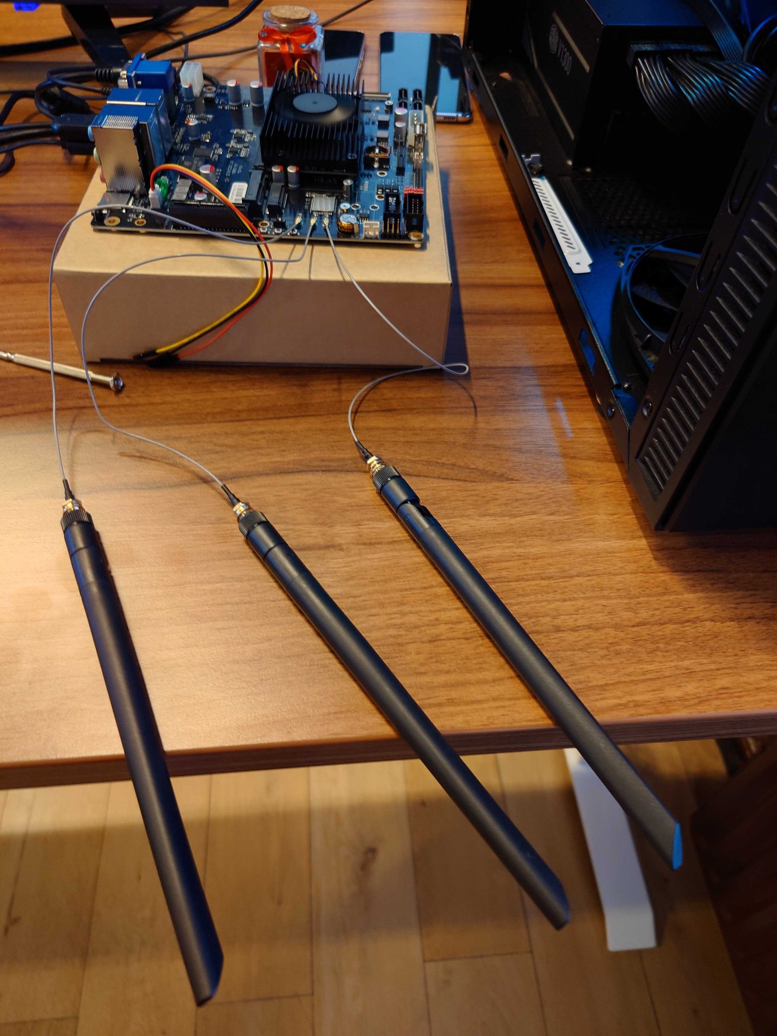 Jasper Bekkers on Twitter: "Let's see if this Mali G610 devboard is giving us a nicer ...