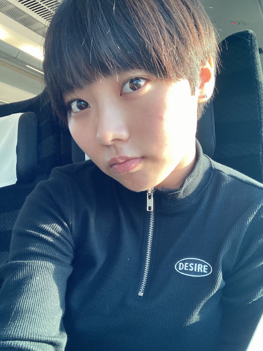 ←これが こう→ たわわ @twawa_gravure