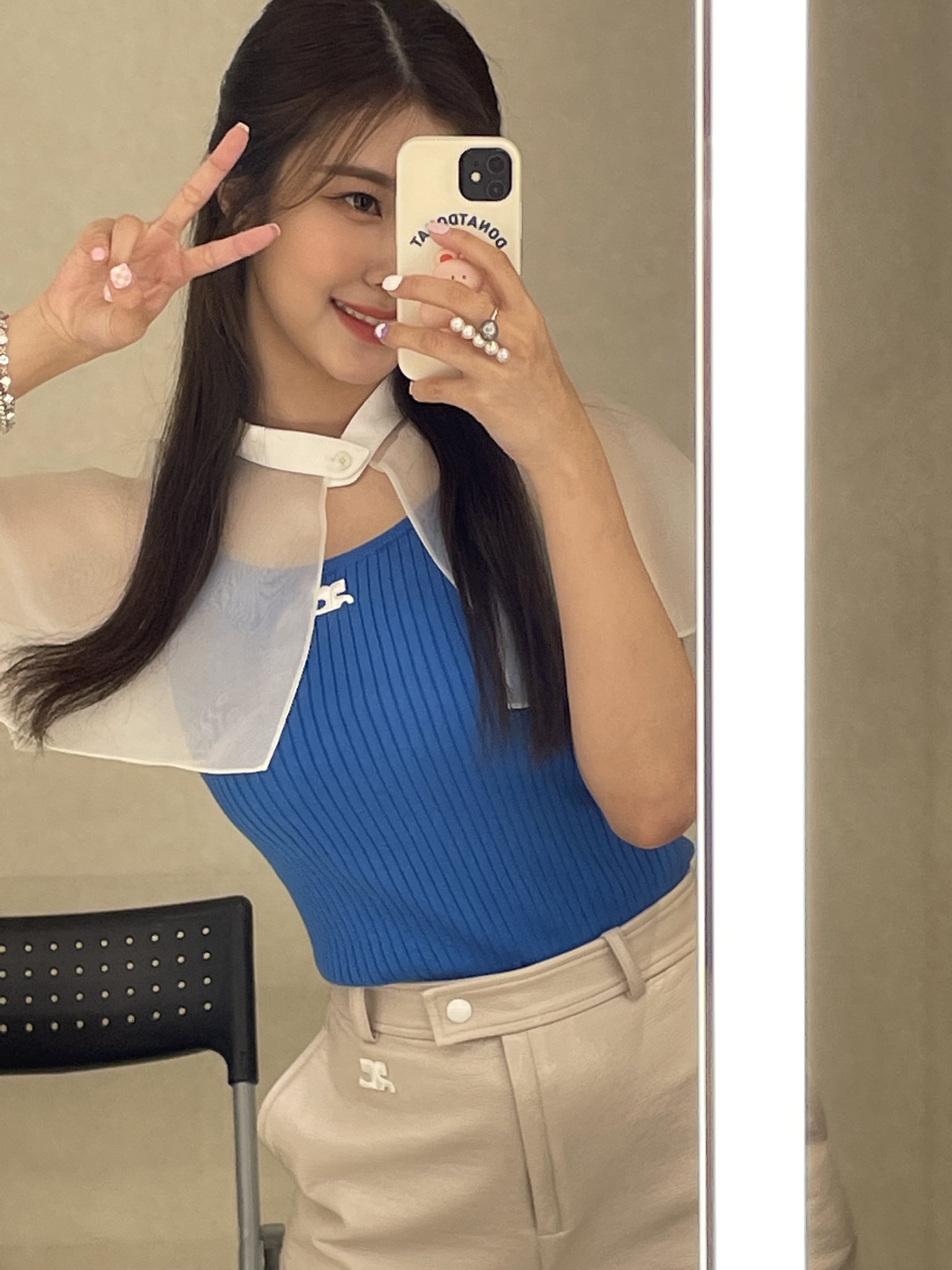 뎐두부 on Twitter: "다연이 fns 💙 #김다연 Anan 셀카 🥹🥹🥹 https://t.co/vpkGACEMuZ" / Twitter