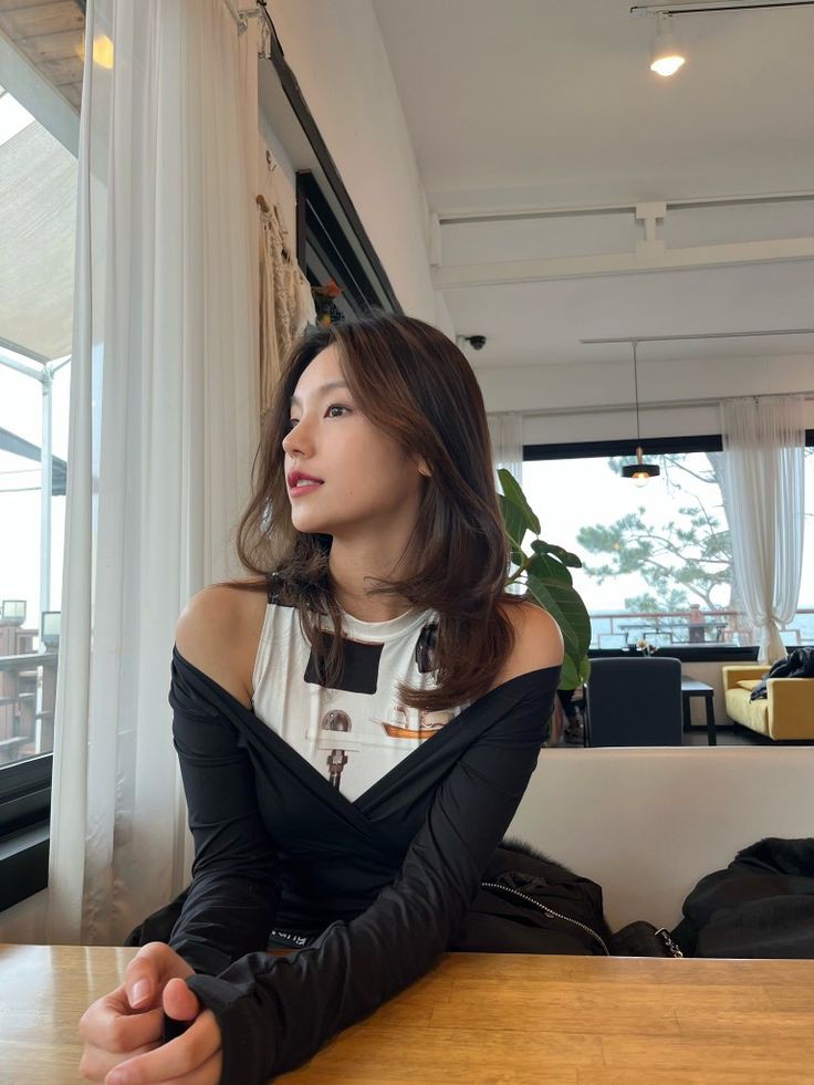 velocia on Twitter: "— Anin (Maura's friend) https://t.co/Q8wJS6UMrg" / Twitter