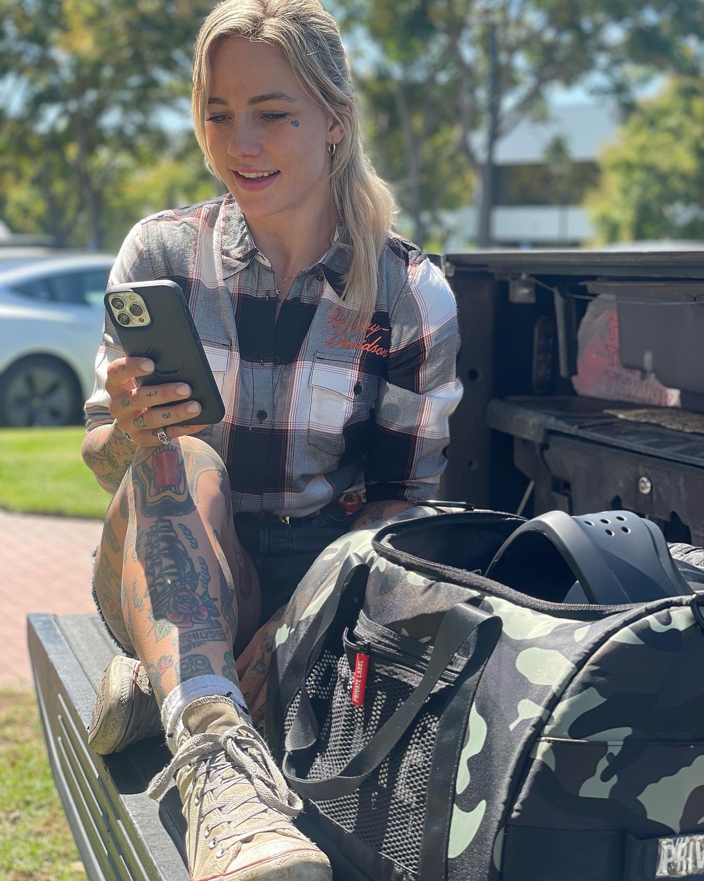 Jessy Jess on Twitter: "Filming for Harley Davidson today ️ https://t.co/eFrn6zXbr7" / Twitter