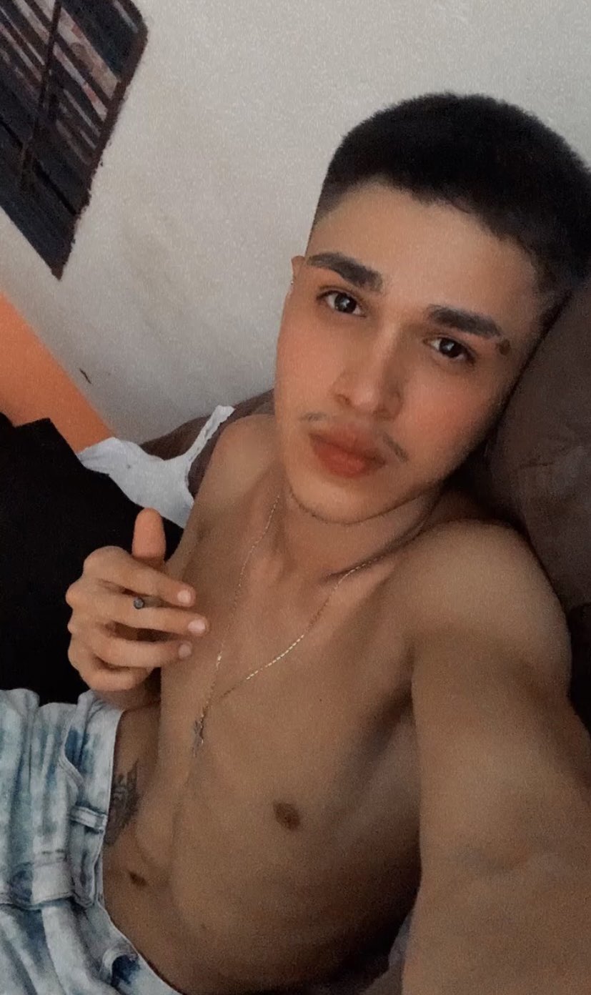 𝔡𝔞𝔫𝔦𝔢𝔩 🤴🏽 on Twitter: "menor de ouro 🤴🏽🥇 https://t.co/n5xs31dQs5" / Twitter