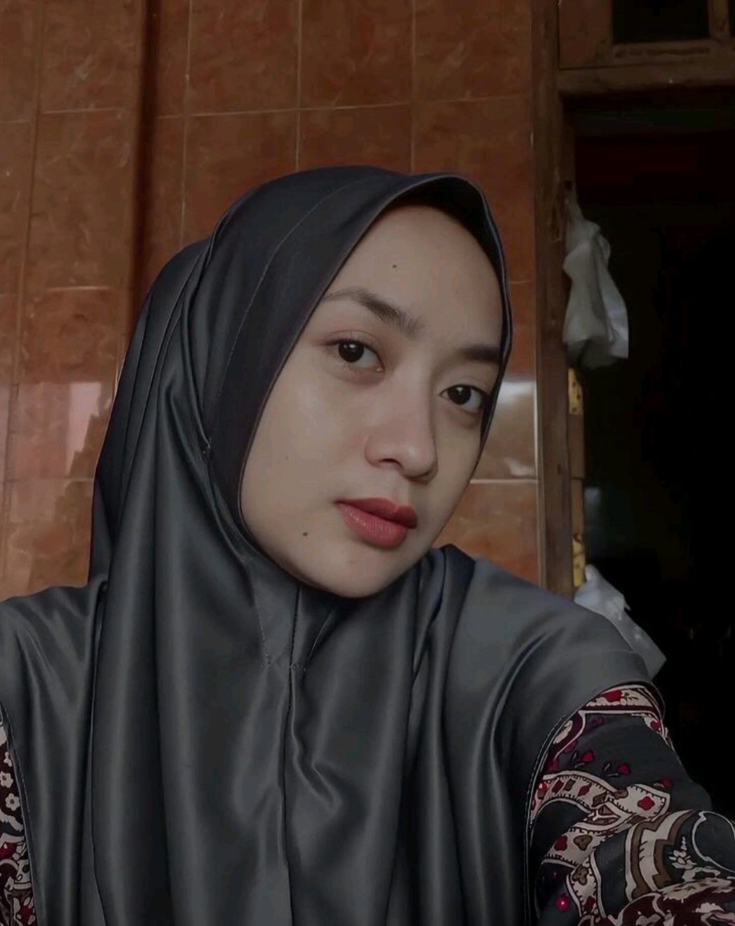 hijab bergo on Twitter: "Wajah dan jilbabnya https://t.co/BffmpxRvNv" / Twitter