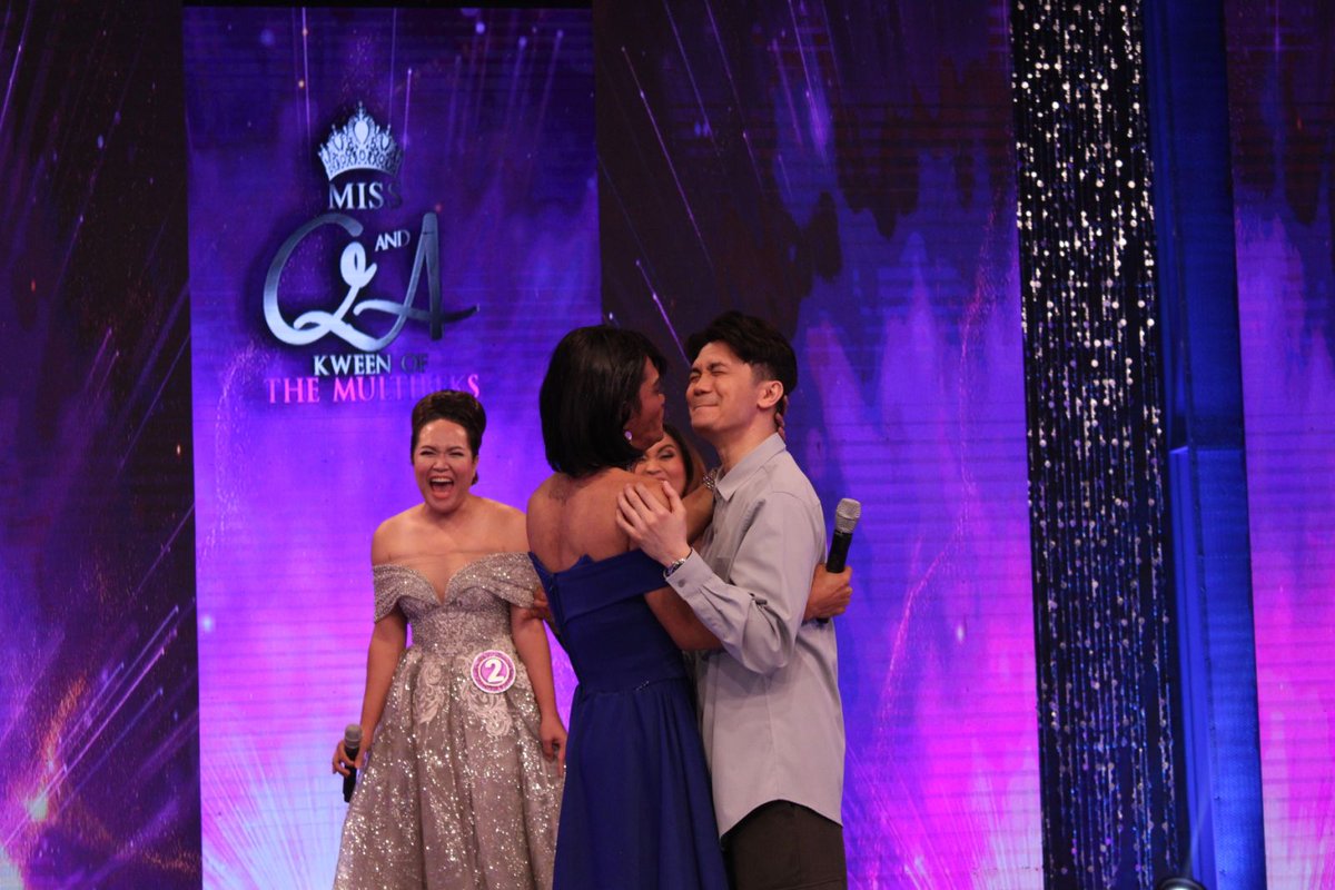 It's Showtime on Twitter: "Iba ka talaga, Kuys Vhong! #ShowtimeLakasTrip"