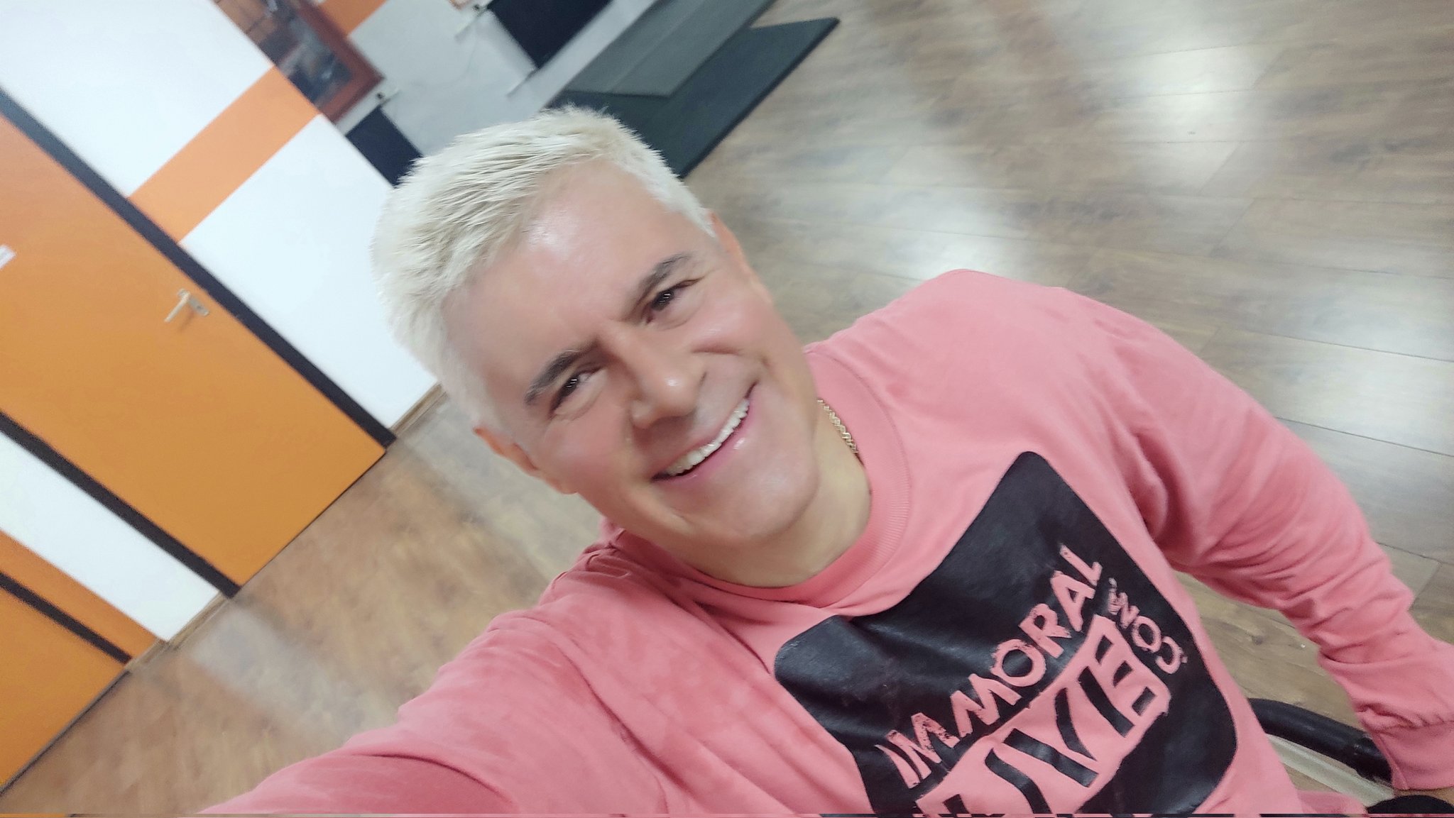 Dan Leal aka Porno Dan on Twitter: "Feeling good Lewis.... If you know you know 😉 https://t.co ...