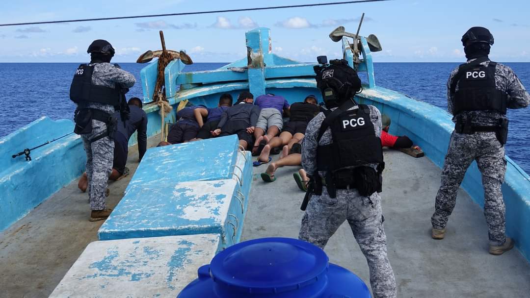 Philippine Coast Guard on Twitter: "𝐓𝐈𝐍𝐆𝐍𝐀𝐍: Nagsagawa ng 𝐓𝐀𝐁𝐋𝐄 𝐓𝐎𝐏 𝐄𝐗𝐄𝐑𝐂𝐈𝐒𝐄-𝐅𝐈𝐋𝐄𝐃 𝐓𝐑𝐀𝐈𝐍𝐈𝐍𝐆 ...