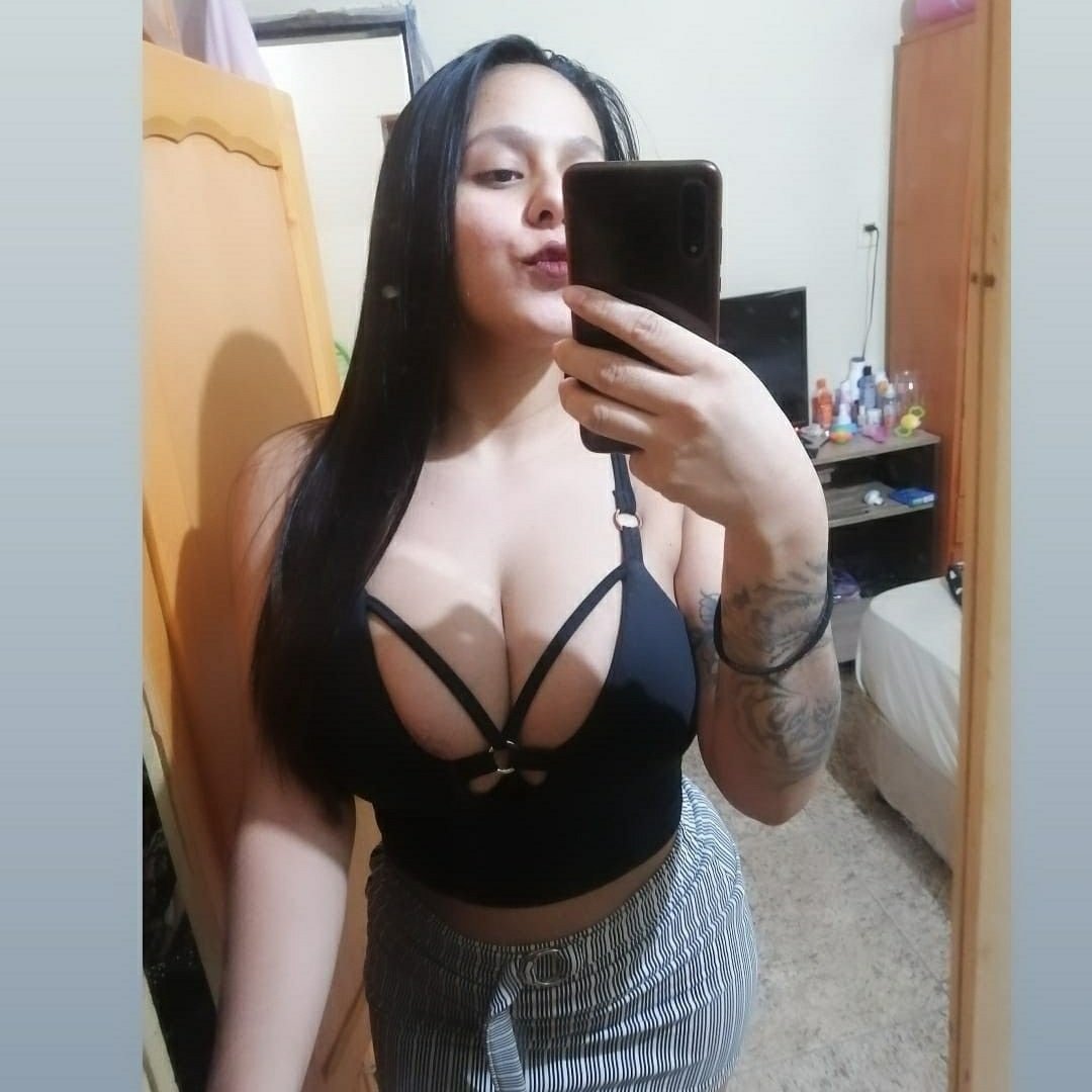 Naye Meza on Twitter: "#NuevaFotoDePerfil https://t.co/408w2JAmii" / Twitter