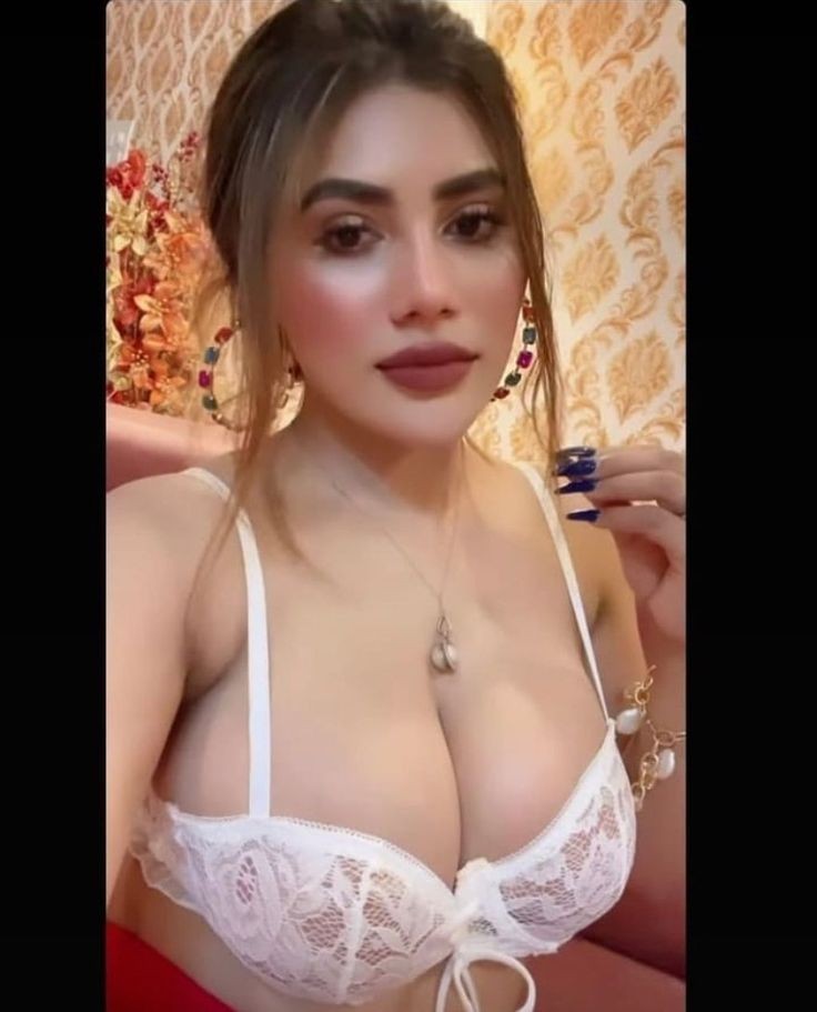 Payal Sharma on Twitter: "How looking my boobs👙👙🥰🥰 👅👅👅"