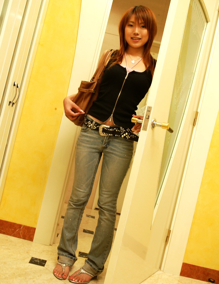 くこう on Twitter: "RT @beltgirls_av: #ベルトしたAV女優さんが見られるAV作品"