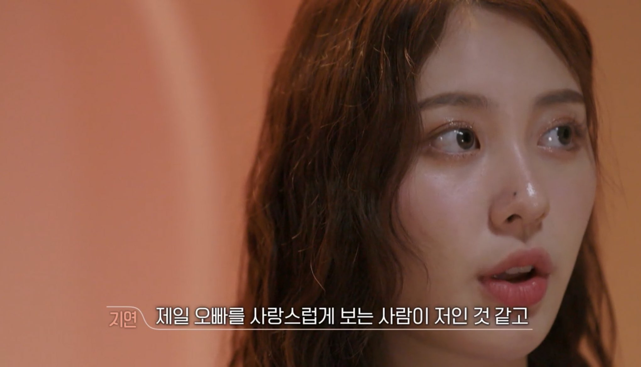 퀸 On Twitter 난 그냥 여러모로 환연에서 지연은 이해가 안간다해은규민처럼 무슨 6년씩 사귄 것도 아니고 몇 개월 사겨놓고 자꾸 자신이 태이를 가장 잘 안다고