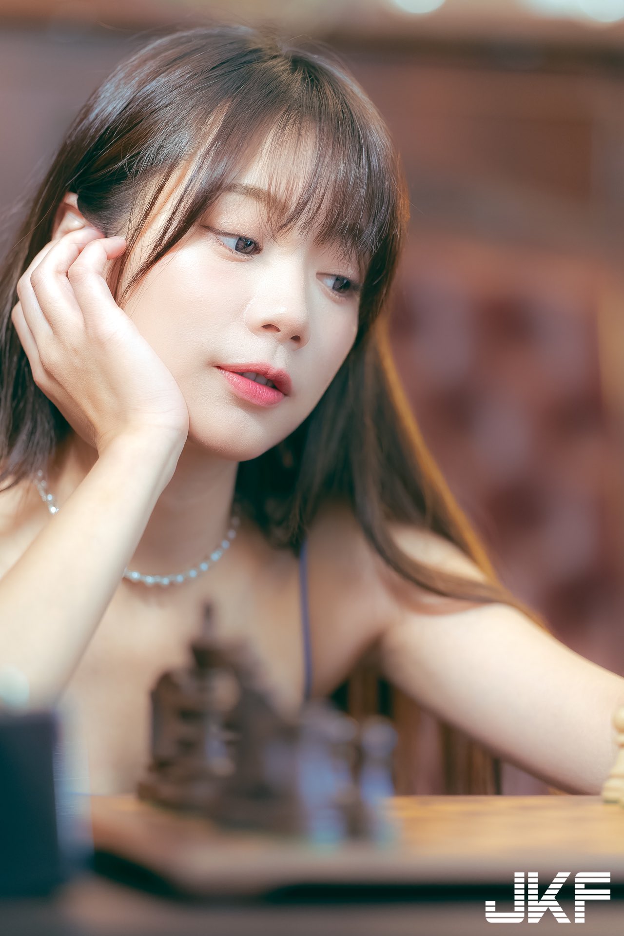 JKF福利攝 on Twitter: "#JKFSHOT Checkmate！158cm正妹「優里 Yuri（如如）」小洋裝秀美腿，「前凸後翹」線條好迷人！ 更多迷人美照 ️https://t ...