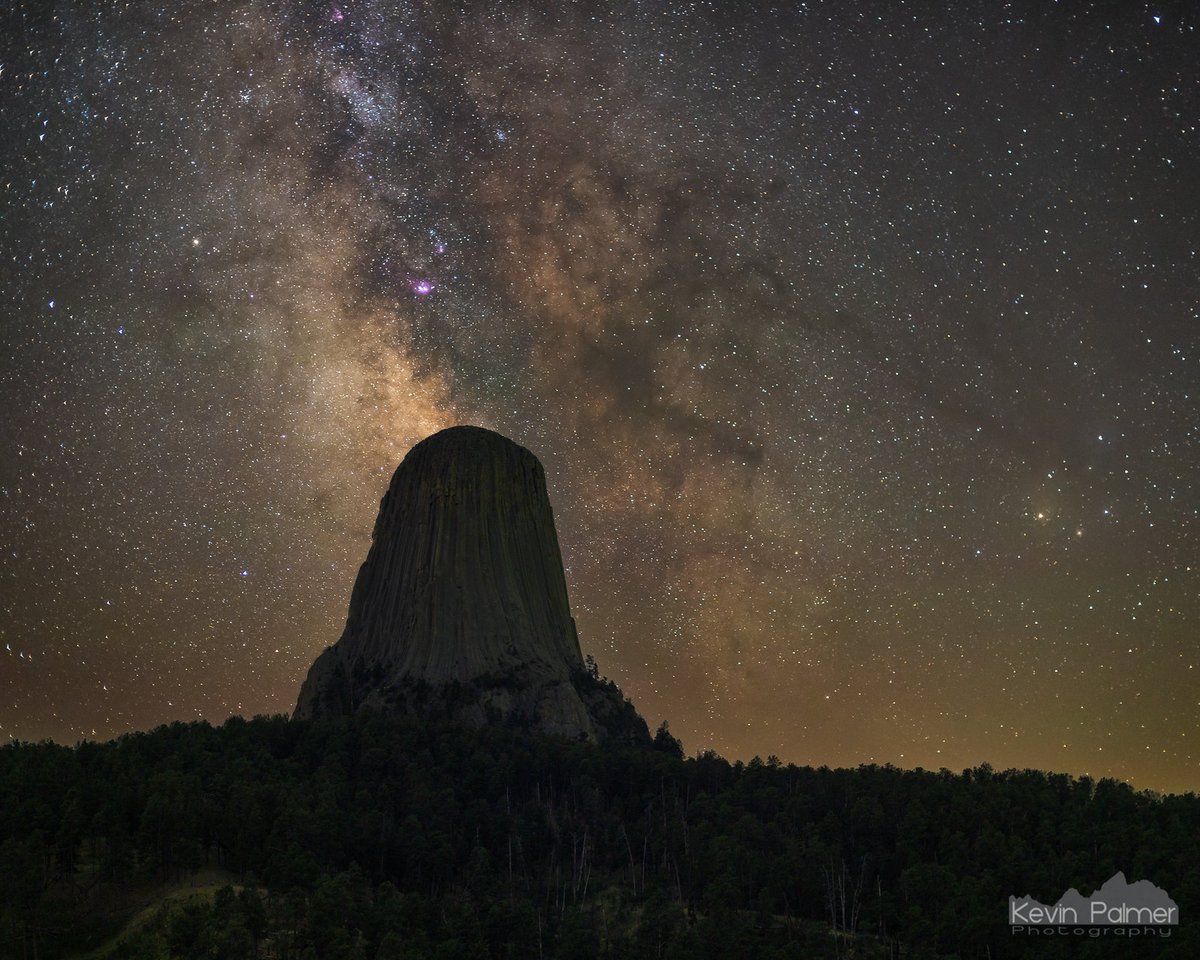 Devils Tower Night