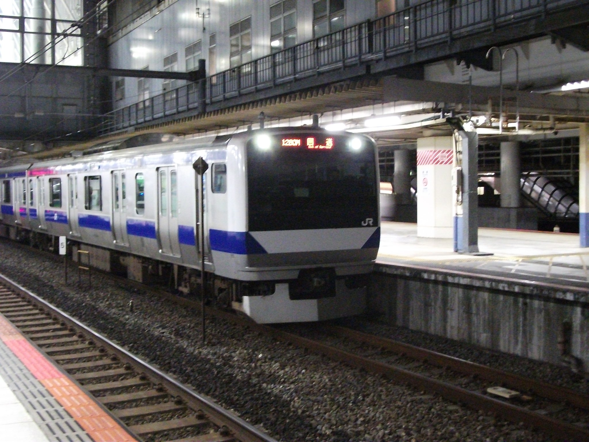 IK-B-TREC N5棟∬🌟五月推し🌟👖🦋🎧🎀🌟 on Twitter: "北千住2番線にE531系の送り込み回送 ＃常磐線 ＃E531系 https://t.co/IloZ4212B1 ...