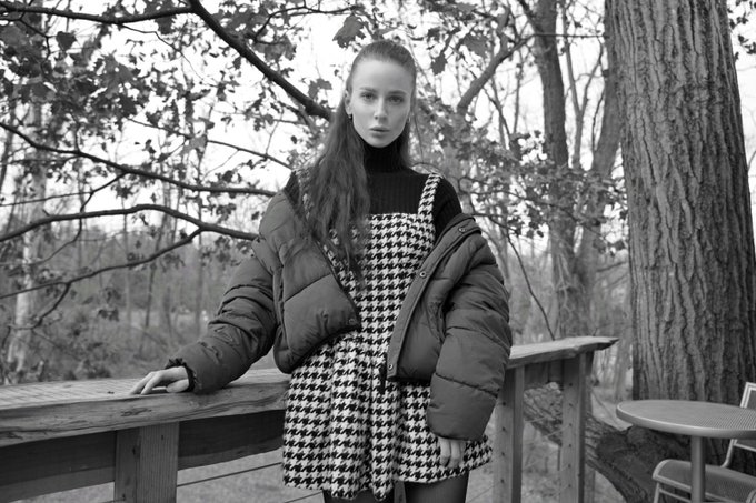 TW Pornstars - Ellaa91. Pictures and videos from Twitter.