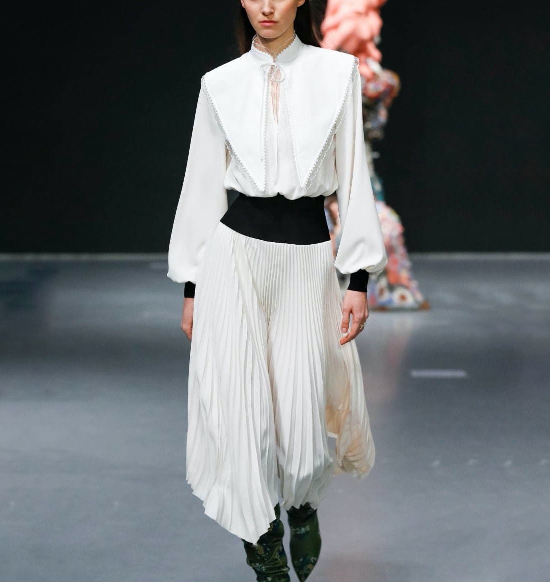 Fashion Express on X: Fashion Express on X: