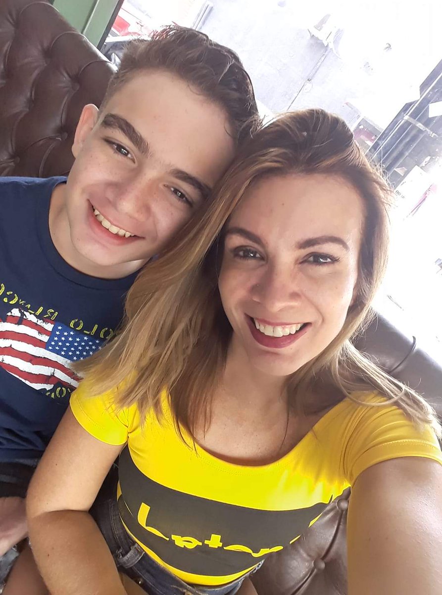 Ananindeusa On Twitter Mãe Do Meu Irmão Gêmeo