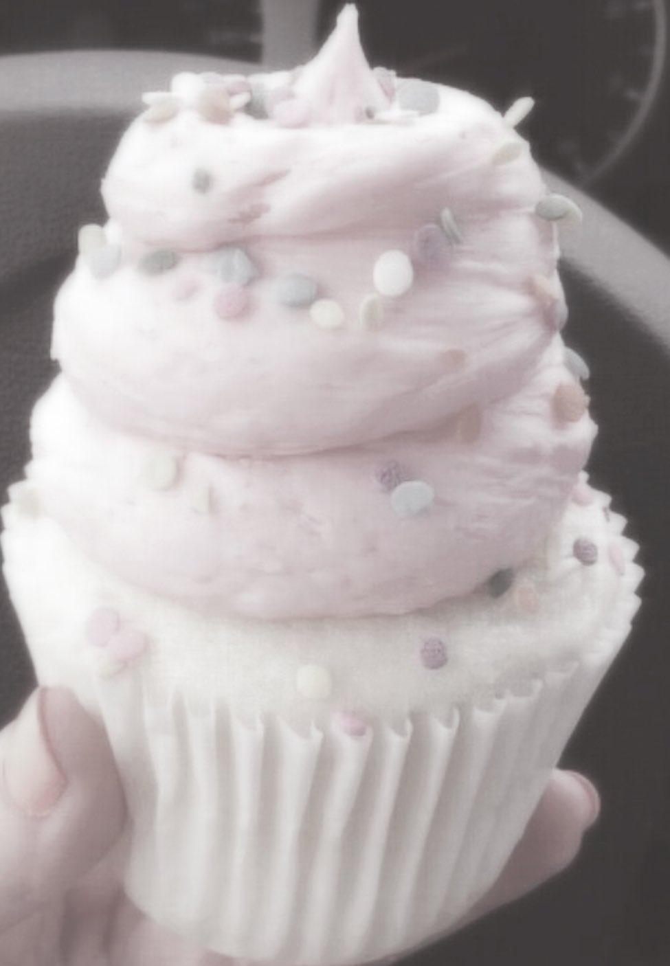 cate‧₊˚ ₊˚🥛੭ (@bisoucat) / Twitter