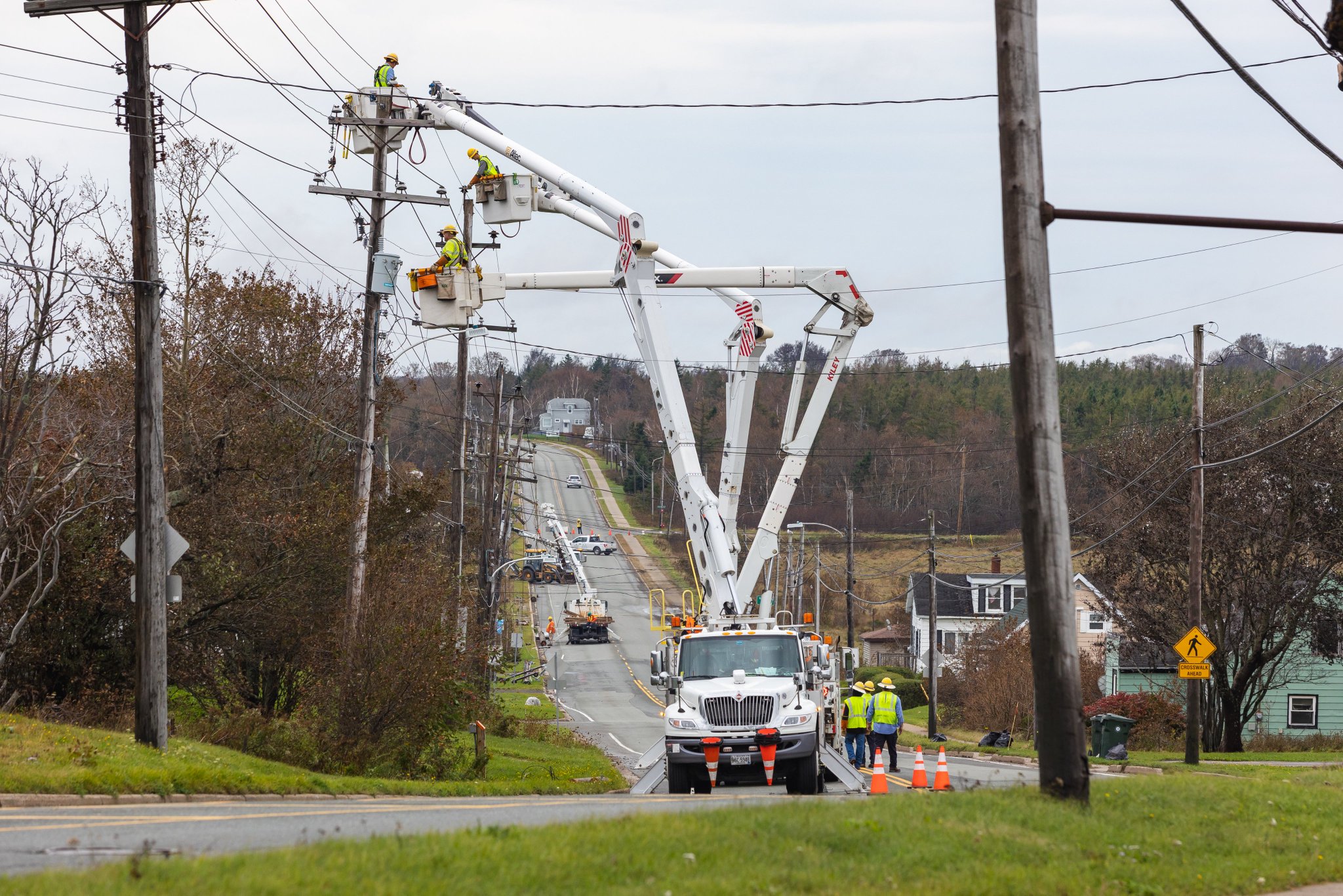 Nova Scotia Power on Twitter: "Today, more support crews from ON & QC are joining our ...