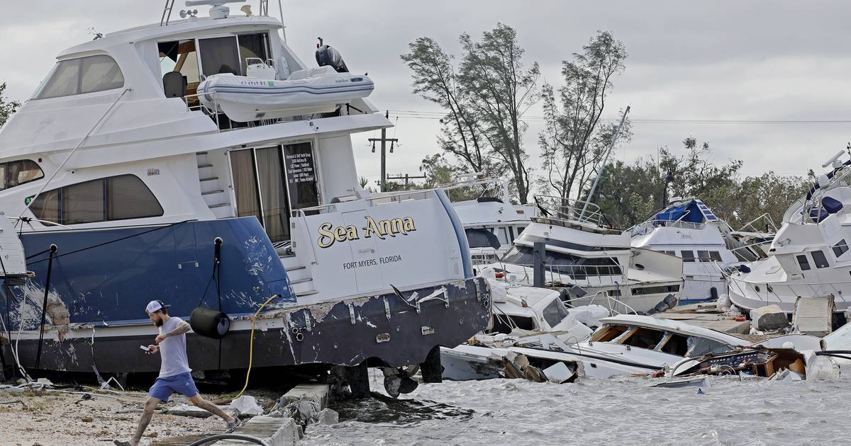 Florida Gulf coast residents emerge in shock at historic devastation ...