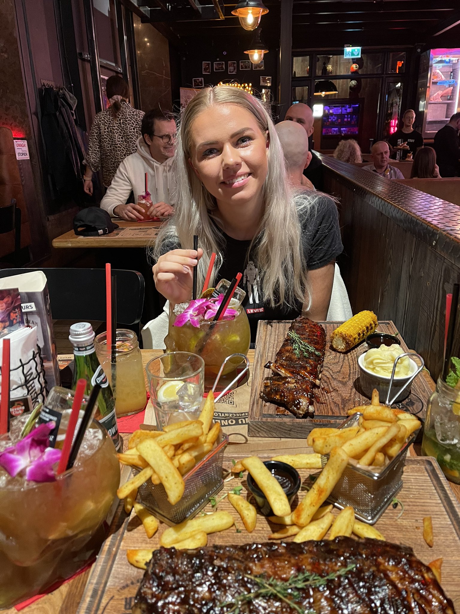 BL Reno on Twitter: "👋 https://t.co/bRigcnniAY" / Twitter