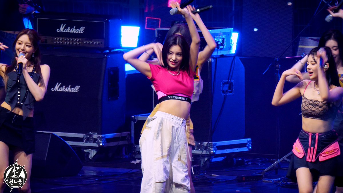 있지 예지 워너비 Wannabe Itzy Yeji 220929 Fancam By 천둥 4d977iuje1 있지 예지 워너비