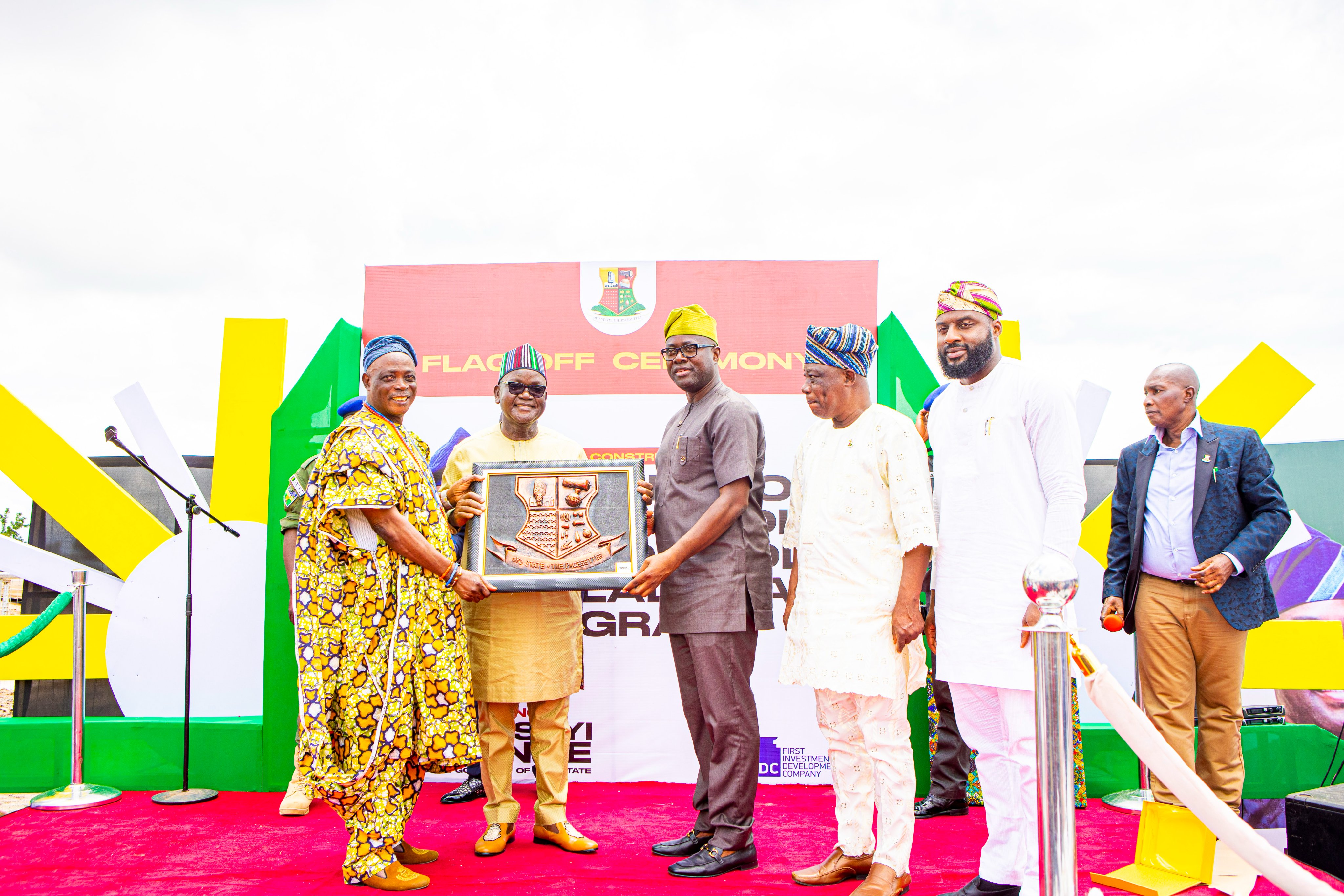 Seyi Makinde on Twitter: "Earlier today, we welcomed my brother, His Excellency, @GovSamuelOrtom ...